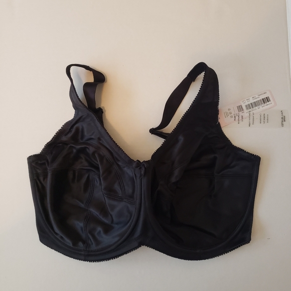 Cabernet | Intimates & Sleepwear | Cabernet Full Busted Wire Bra Size ...